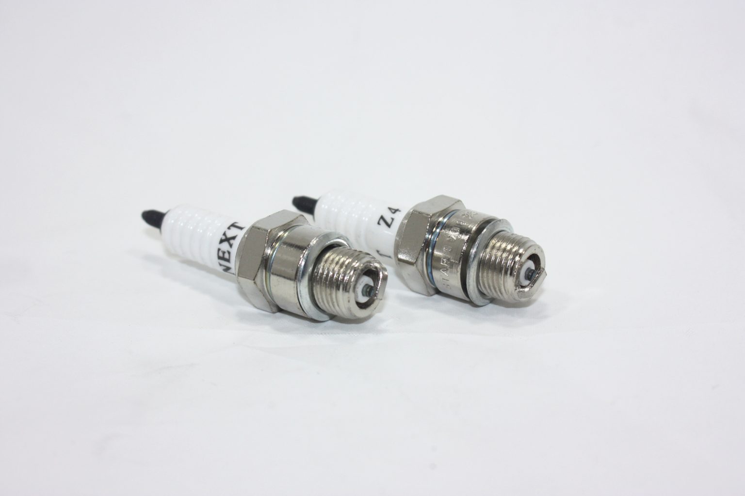 2X LD Z8C Spark Plugs 2 Stroke 48cc 70cc 80cc Motorised Motorized Bike ...